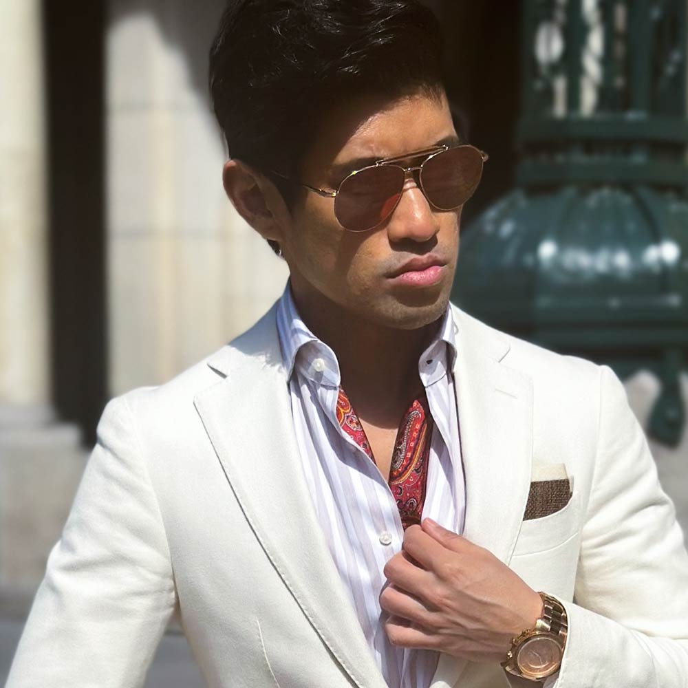 How to Tie a Men's Neckerchief Guide - Elizabetta